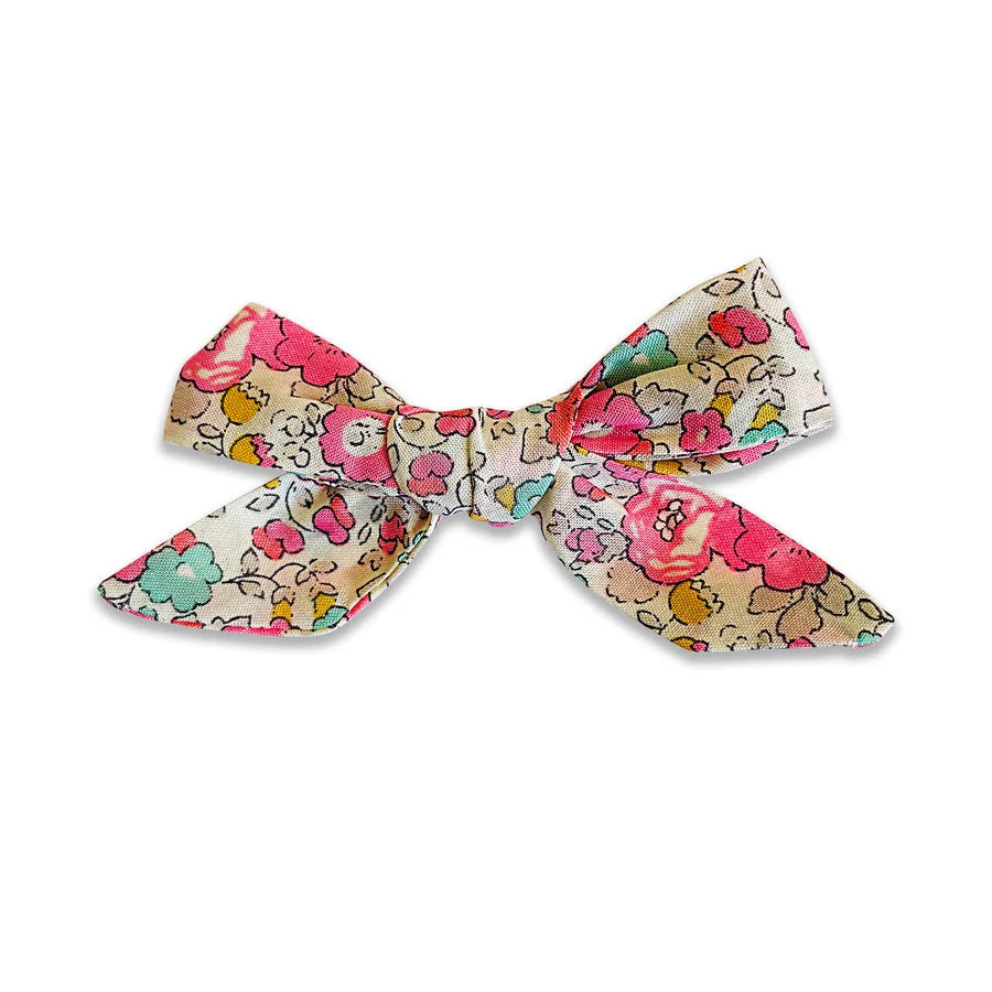 Mabel Petite Bow Clip – blossomchildrensstore